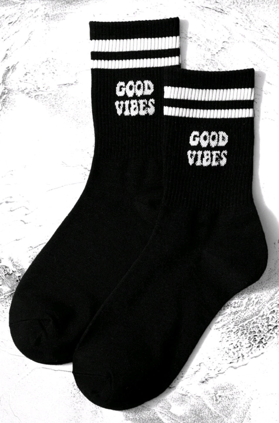"Good Vibes" socks in black – My Little Enchanted